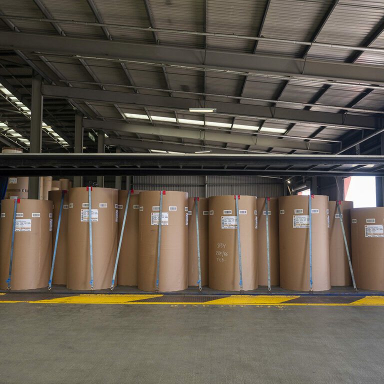 Haulier Management & Network - UK Paper Hub - Value-added haulage solution